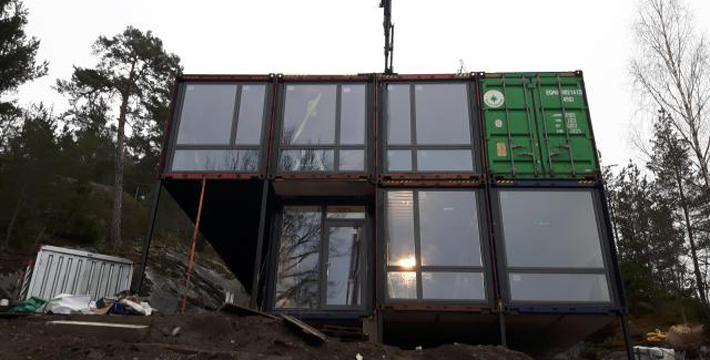 Bygger hus billigare med fraktcontainrar - Byggahus.se