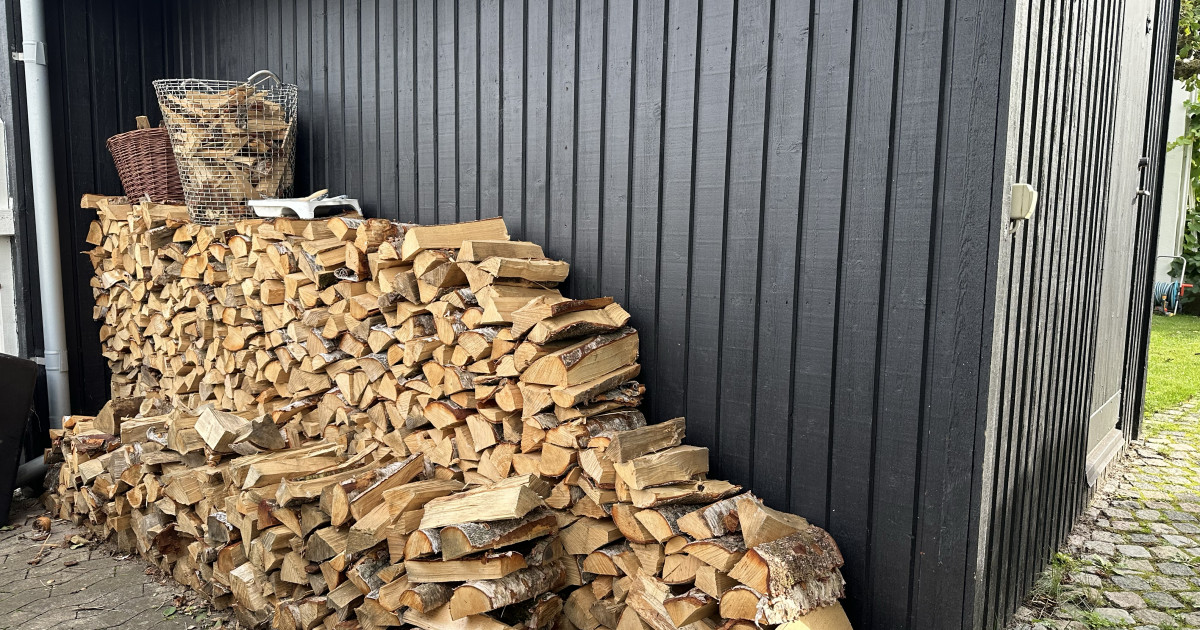 Här är veden billig och här säljer man ved till ockerpriser ...